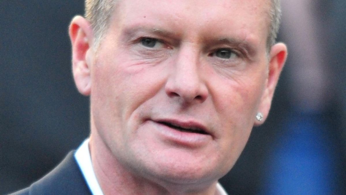 Paul Gascoigne tells Kenny Sansom to stay in rehab - TNT Sports