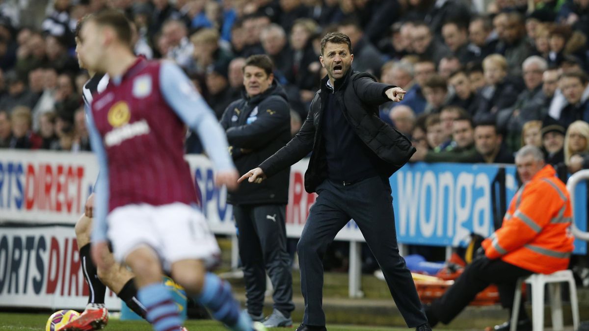 Tim Sherwood: Jack Grealish ‘almost likes being kicked’ - TNT Sports