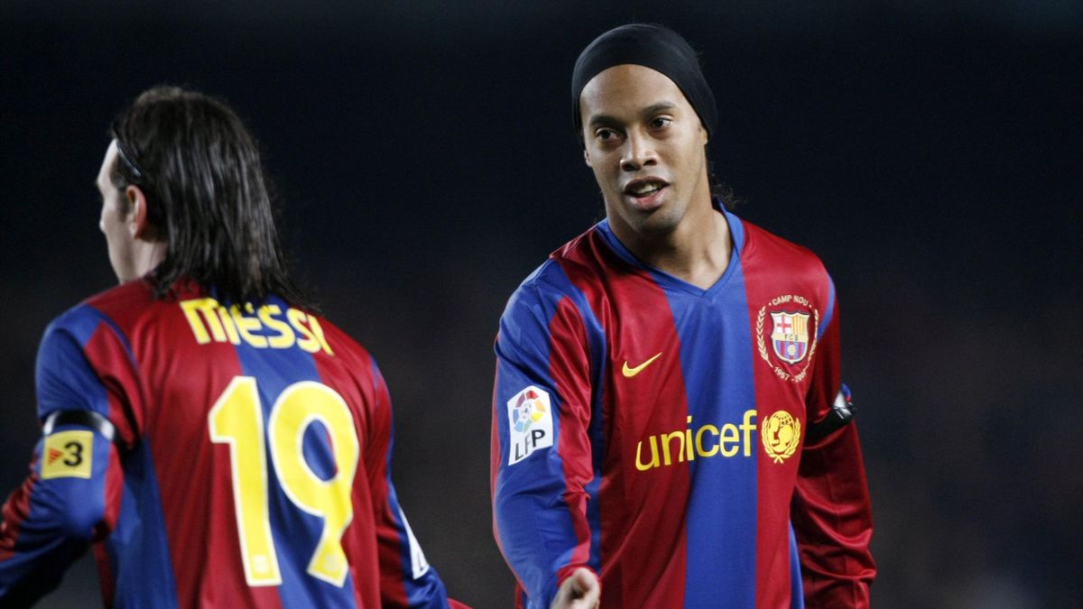 Ronaldinho leaves Fluminense after just nine games - TNT Sports