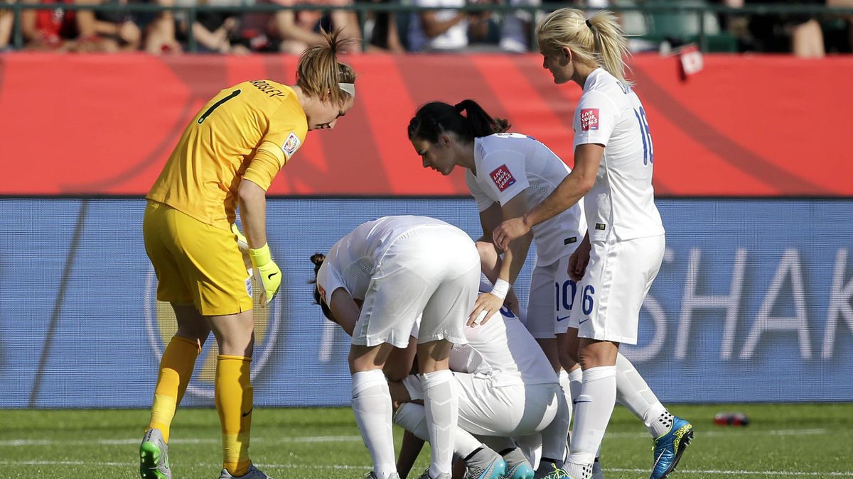 Laura Bassett deluged with love and support after catastrophic own goal ...