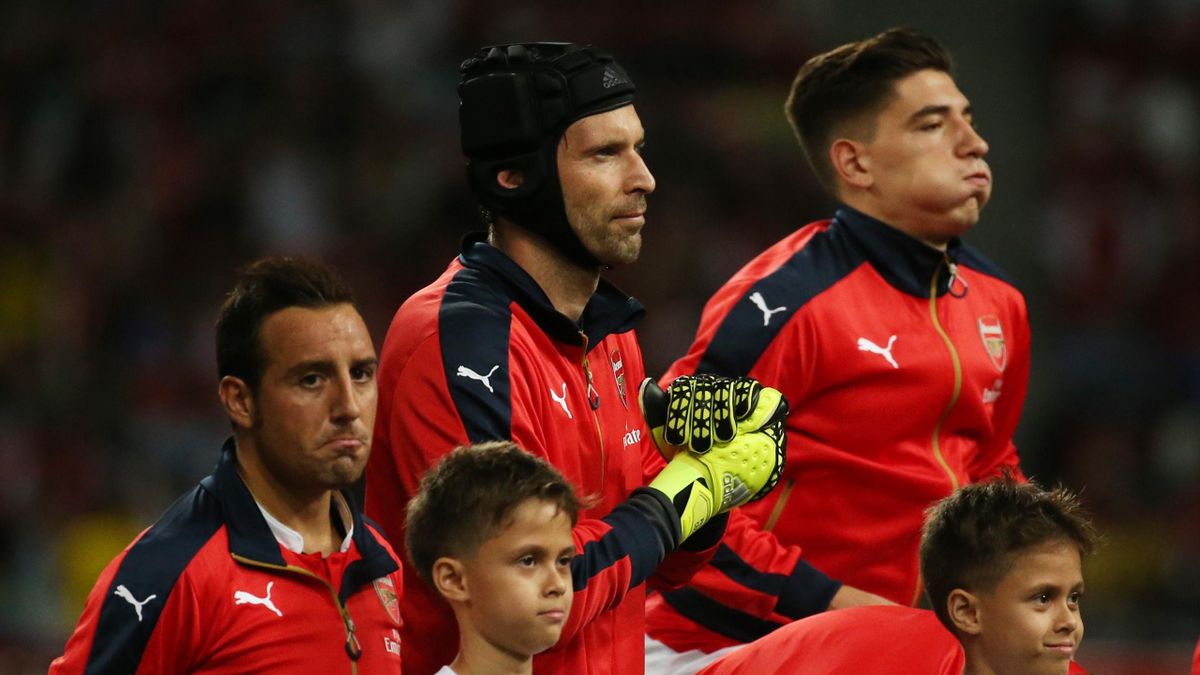 Petr Cech praises 'extraordinary' team spirit at Arsenal - TNT Sports