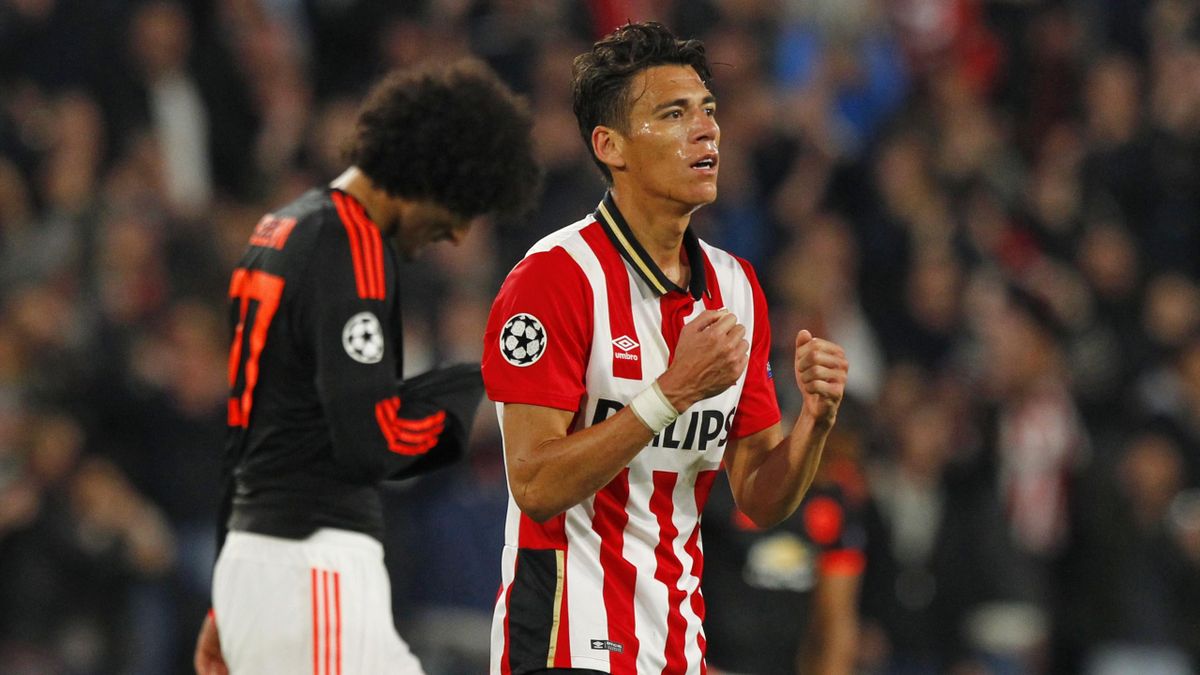 Referee Nicola Rizzoli owes Luke Shaw and Manchester United an apology ...