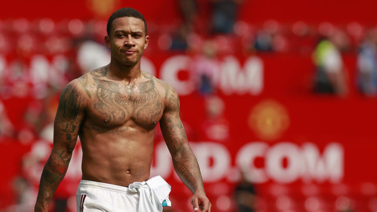 Memphis Depay has a problem, but it's not his Rolls Royce - TNT Sports