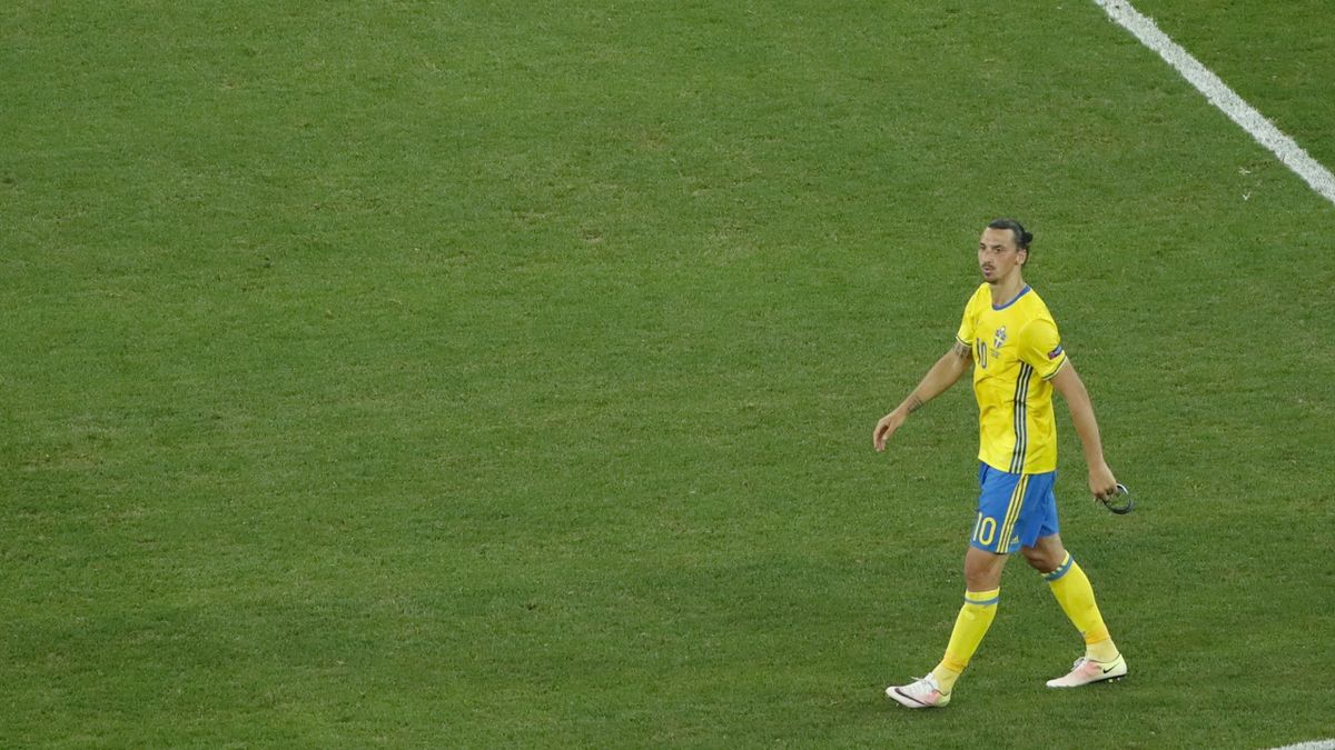 Zlatan says goodbye to Sweden with a whimper, not a bang - TNT Sports