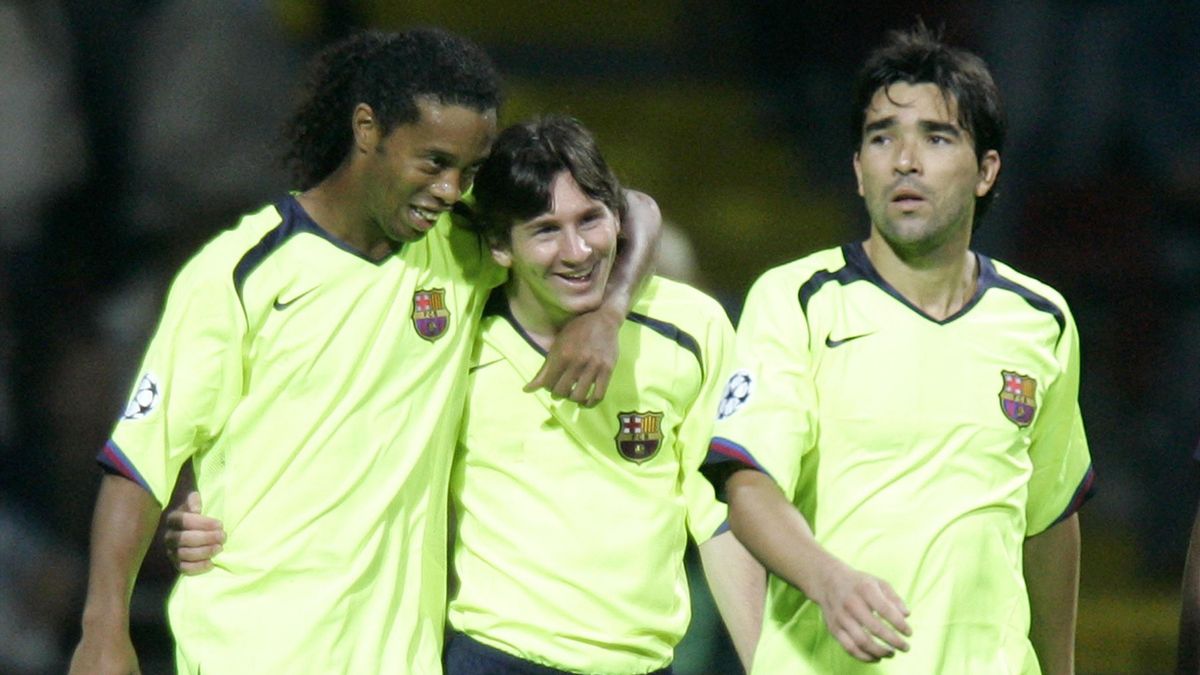 Football news - Lionel Messi praises 'mentor' Ronaldinho and names the ...