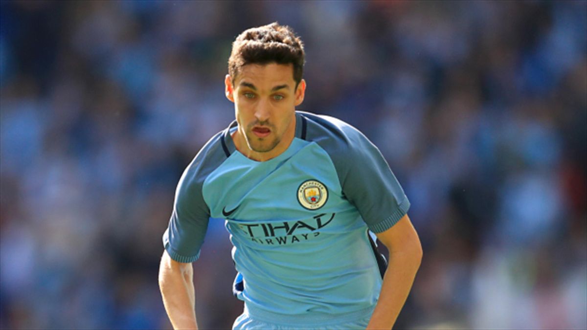 Jesus Navas Jesus Navas Returns To Sevilla On Four Year Deal TNT