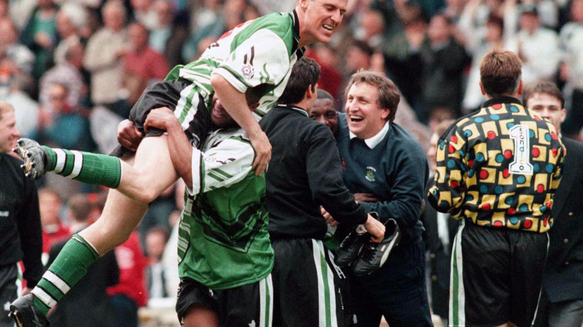 Neil Warnock’s career in pictures - TNT Sports