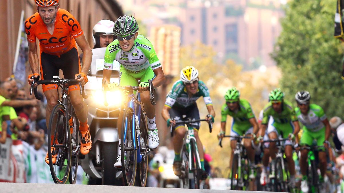 Re-Cycle: The diabolic climb which made Fiorenzo Magni bite the pain ...