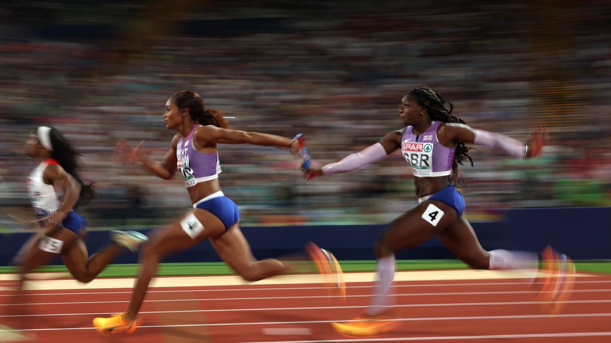 Great Britain break 32-year record to take gold in 4x100m men’s relay ...