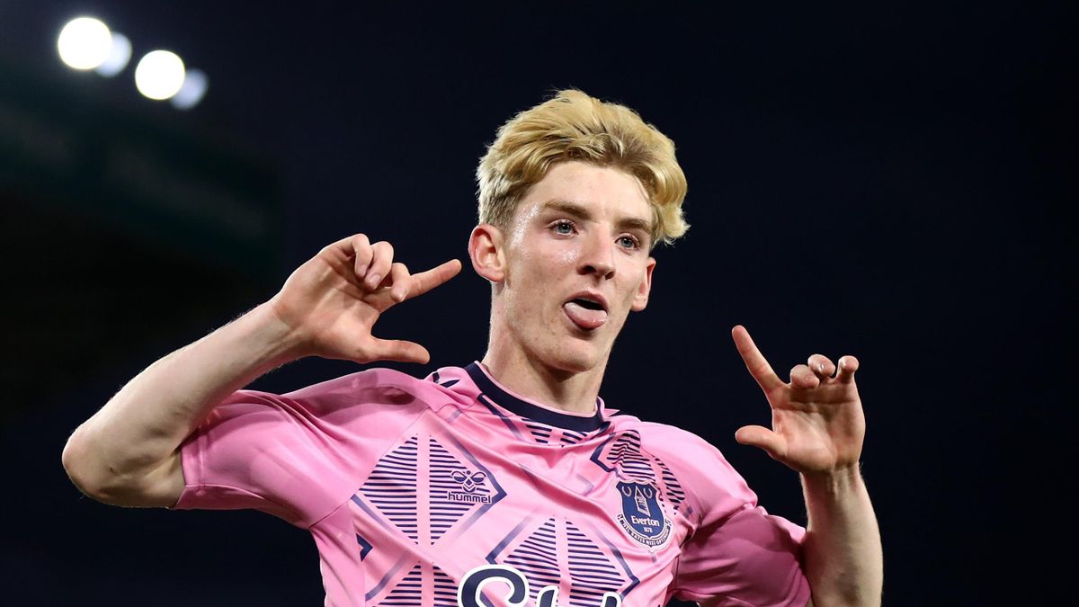 Luis Sinisterra opens Premier League account as Leeds United and ...