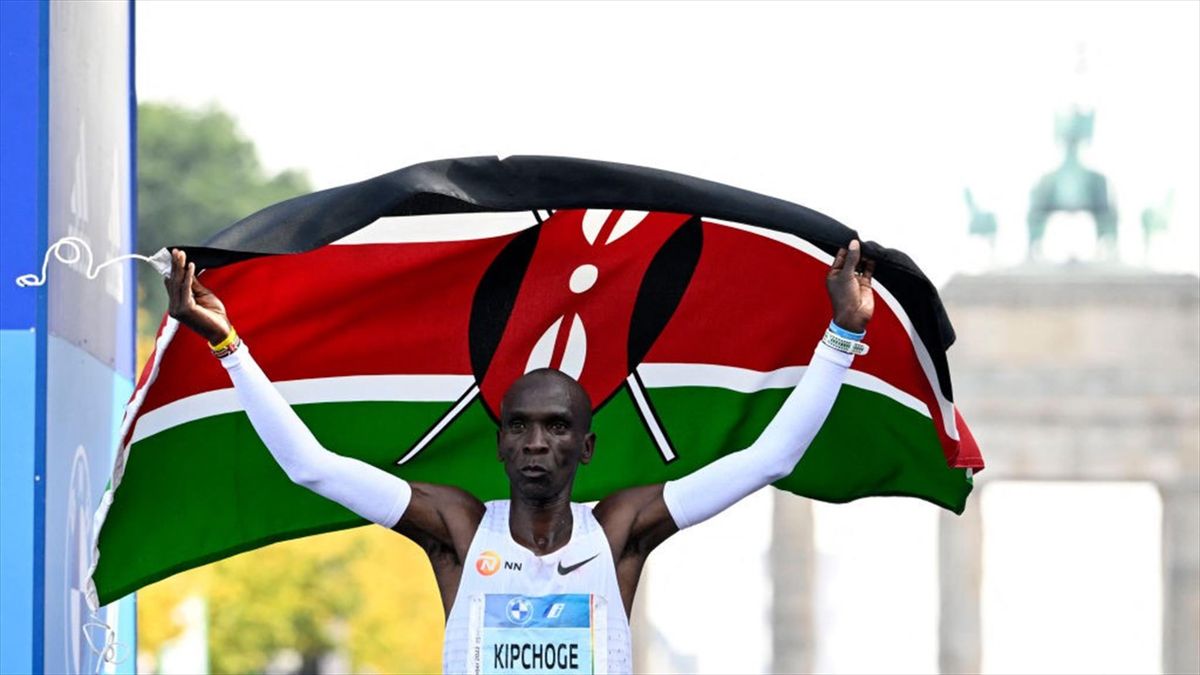 kenyan marathon runner record