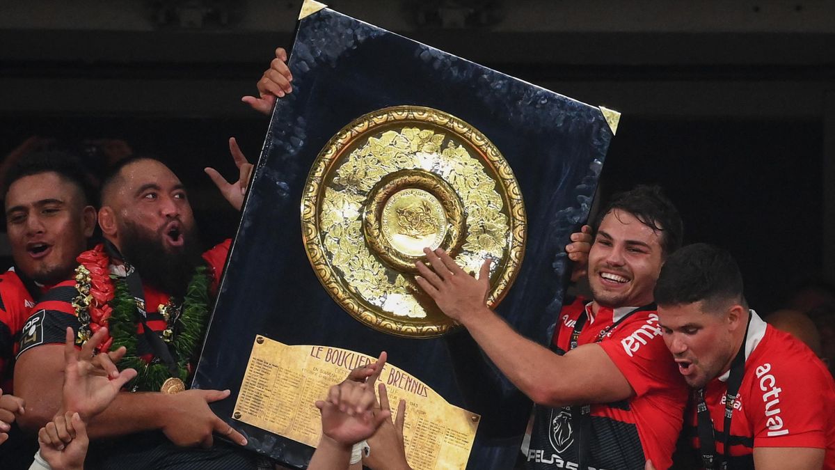 Toulouse will let Antoine Dupont miss club season as scrum-half targets ...