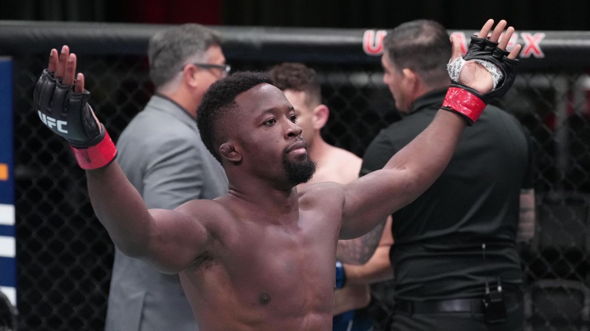 'I train for war' - Edson Barboza relishing UFC bout v Sodiq Yusuff ...