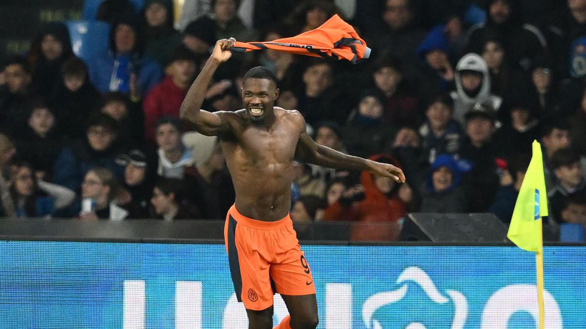 Napoli 0-3 Internazionale - Inter put three past hosts to clinch ...