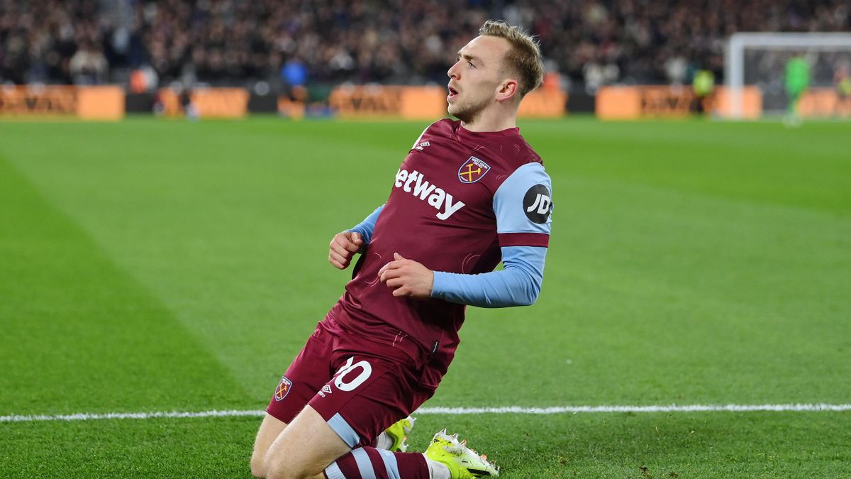 West Ham 4 2 Brentford Jarrod Bowen Hat Trick And Emerson Screamer