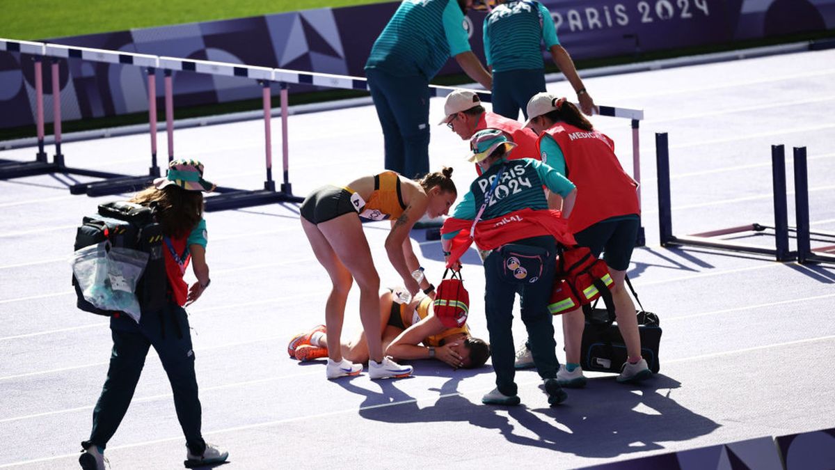 Paris 2024 Olympic Games: Sophie Weissenberg taken away in wheelchair ...