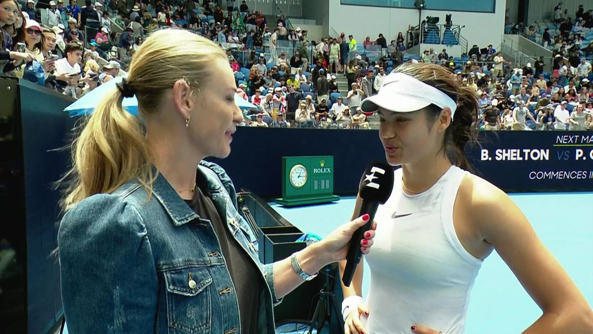 Emma Raducanu reveals 'long message' helped clear air with Andy Murray ...