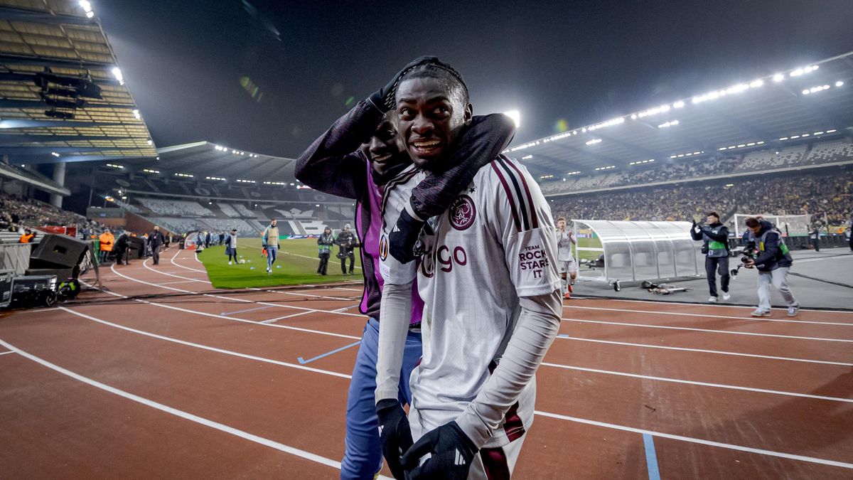 Who is record-breaker Michael Noonan? Who is Ajax starlet Jorthy Mokio ...