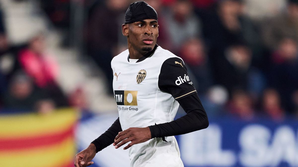 Arsenal complete signing of Spain U21 international Cristhian Mosquera ...