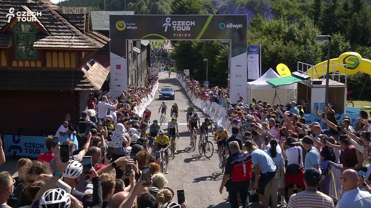 ‘It was unlosable’ - Cian Uijtdebroeks spectacularly blows up in final ...