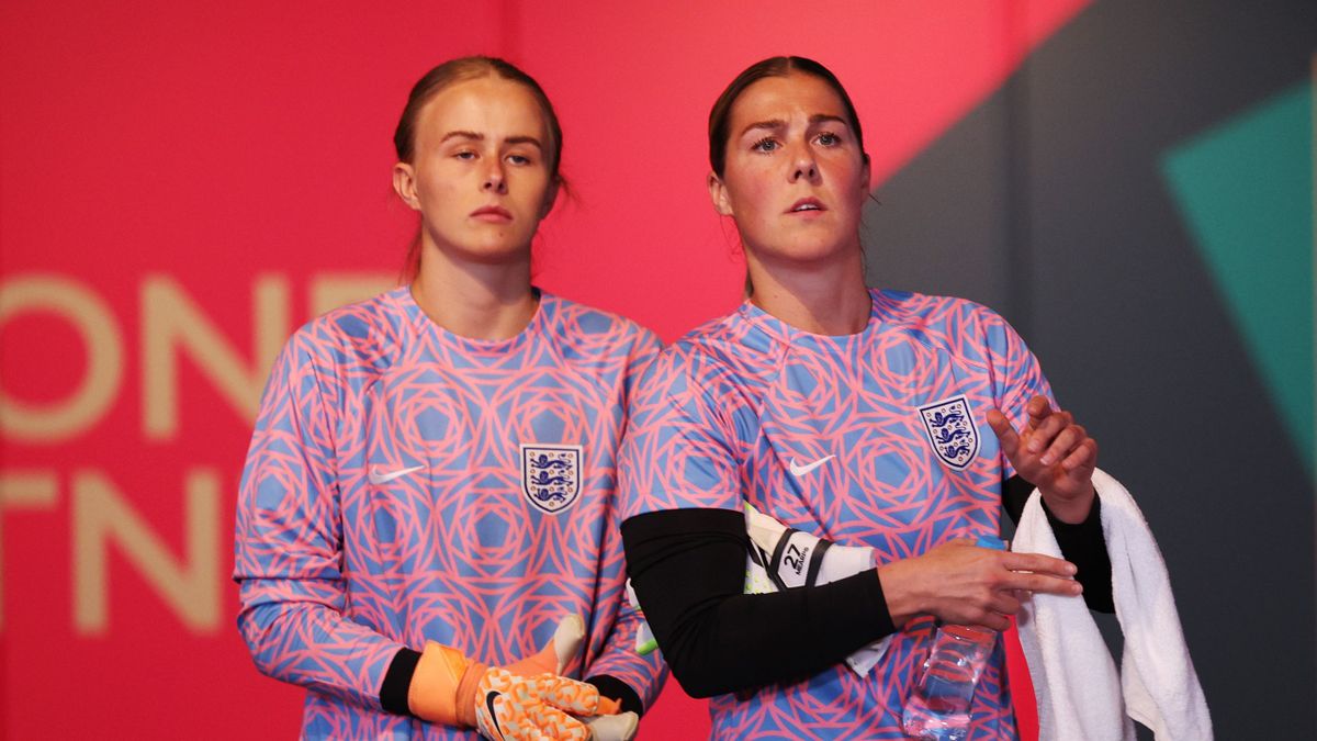 Why ‘baffling’ comments from Mary Earps on Sarina Wiegman, Hannah ...