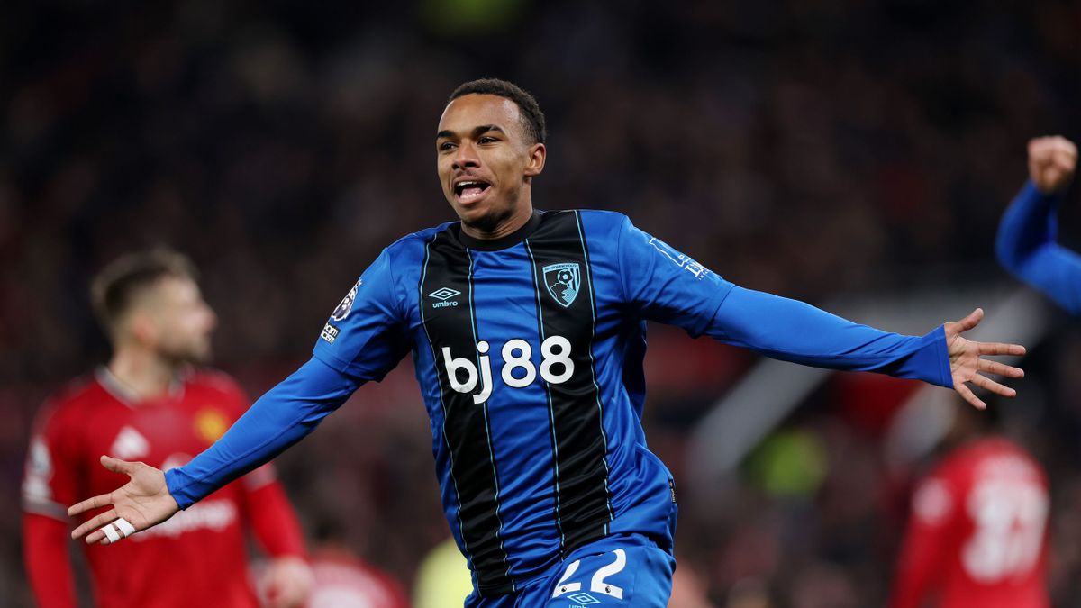 Manchester United 4-4 Bournemouth result - Junior Kroupi rescues point ...