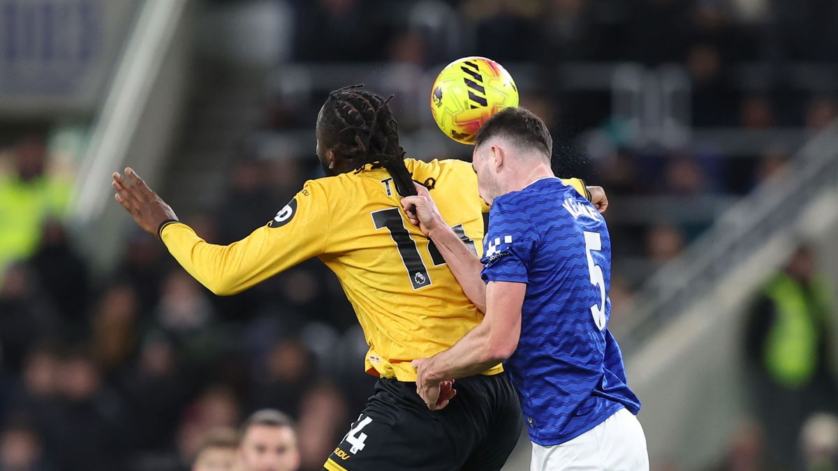 Everton 'surprised and disappointed' by 'excessive' Michael Keane ...