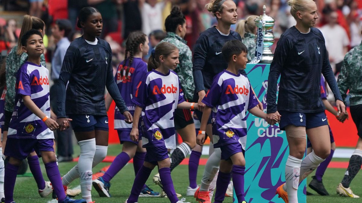 Adobe Women's FA Cup LIVE - Fourth-round latest as Tottenham lead ...
