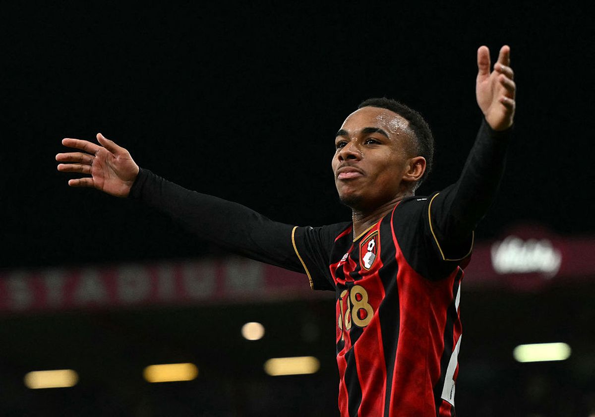 Bournemouth plot new contract for £80m Eli Junior Kroupi as Chelsea ...