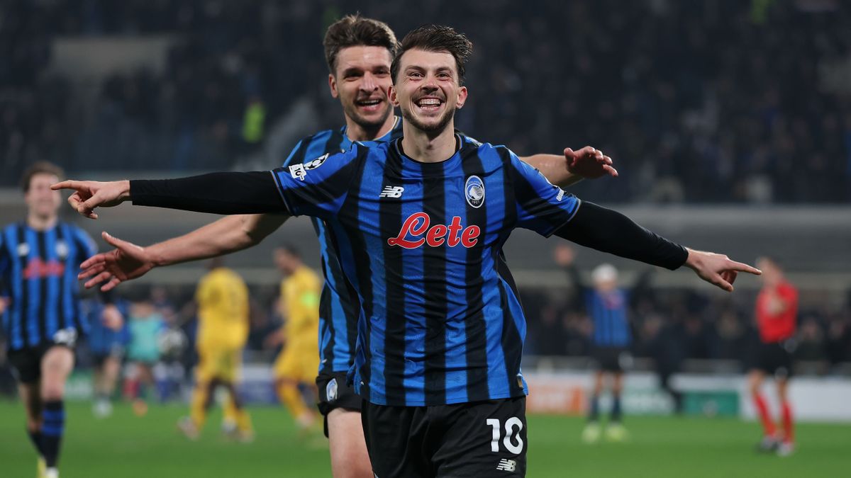 Borussia Dortmund suffer late VAR heartache as Atalanta come through ...