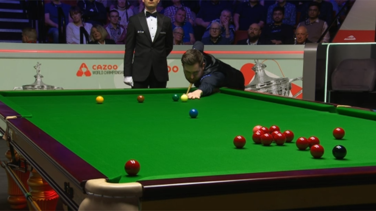 World Snooker Championship: Jak Jones battles back from slow start to ...