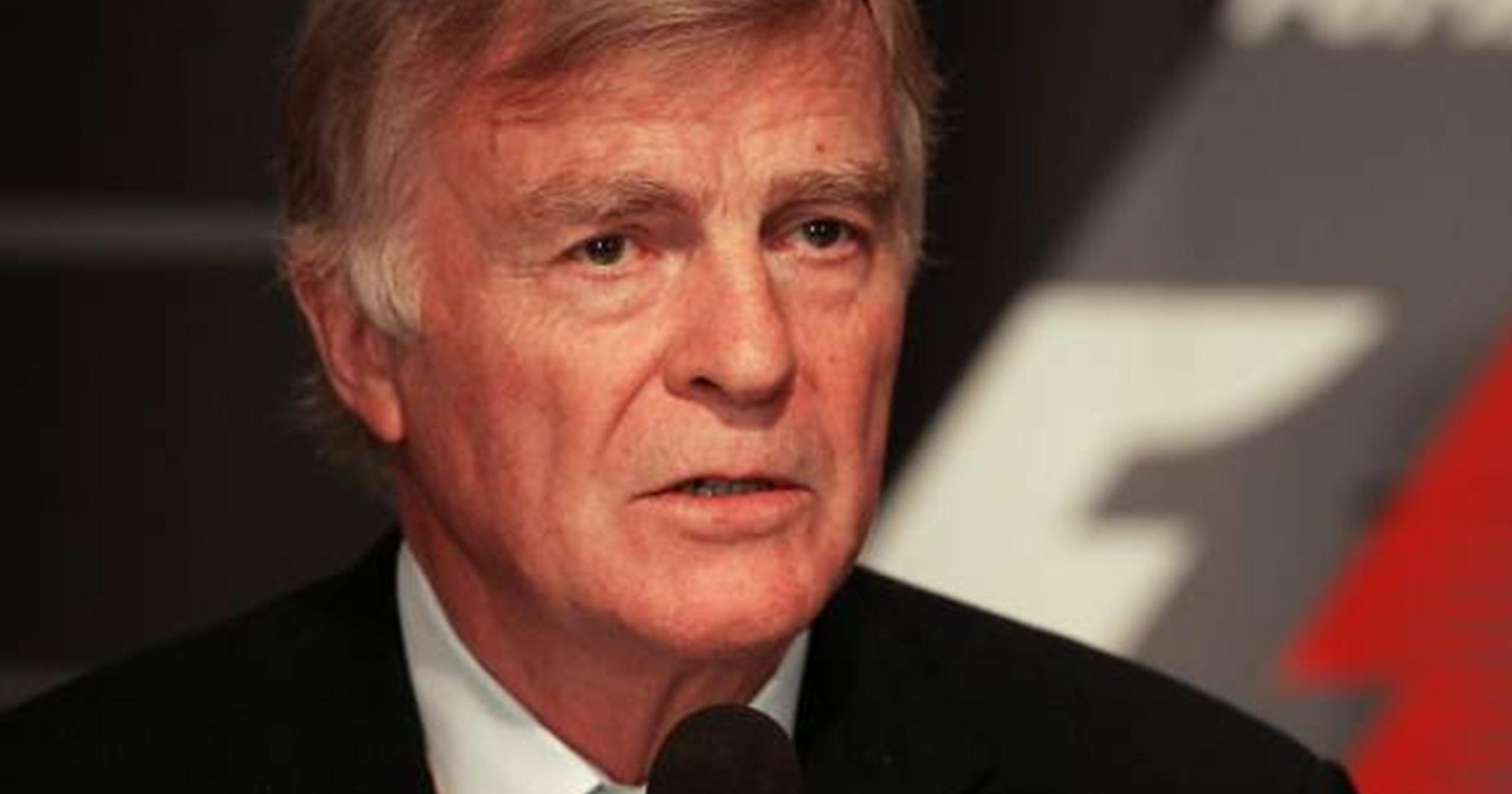 Mosley issues warning - TNT Sports