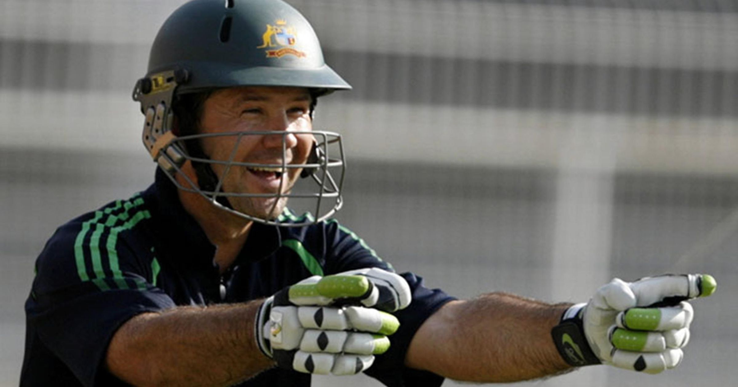 Australia close at 301-4 - TNT Sports