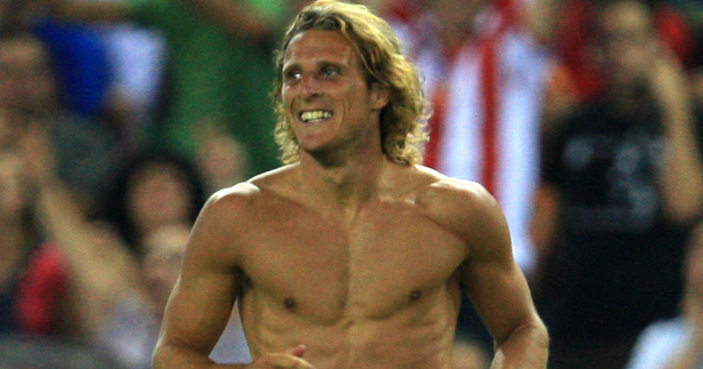 Forlan wins Golden Shoe - TNT Sports