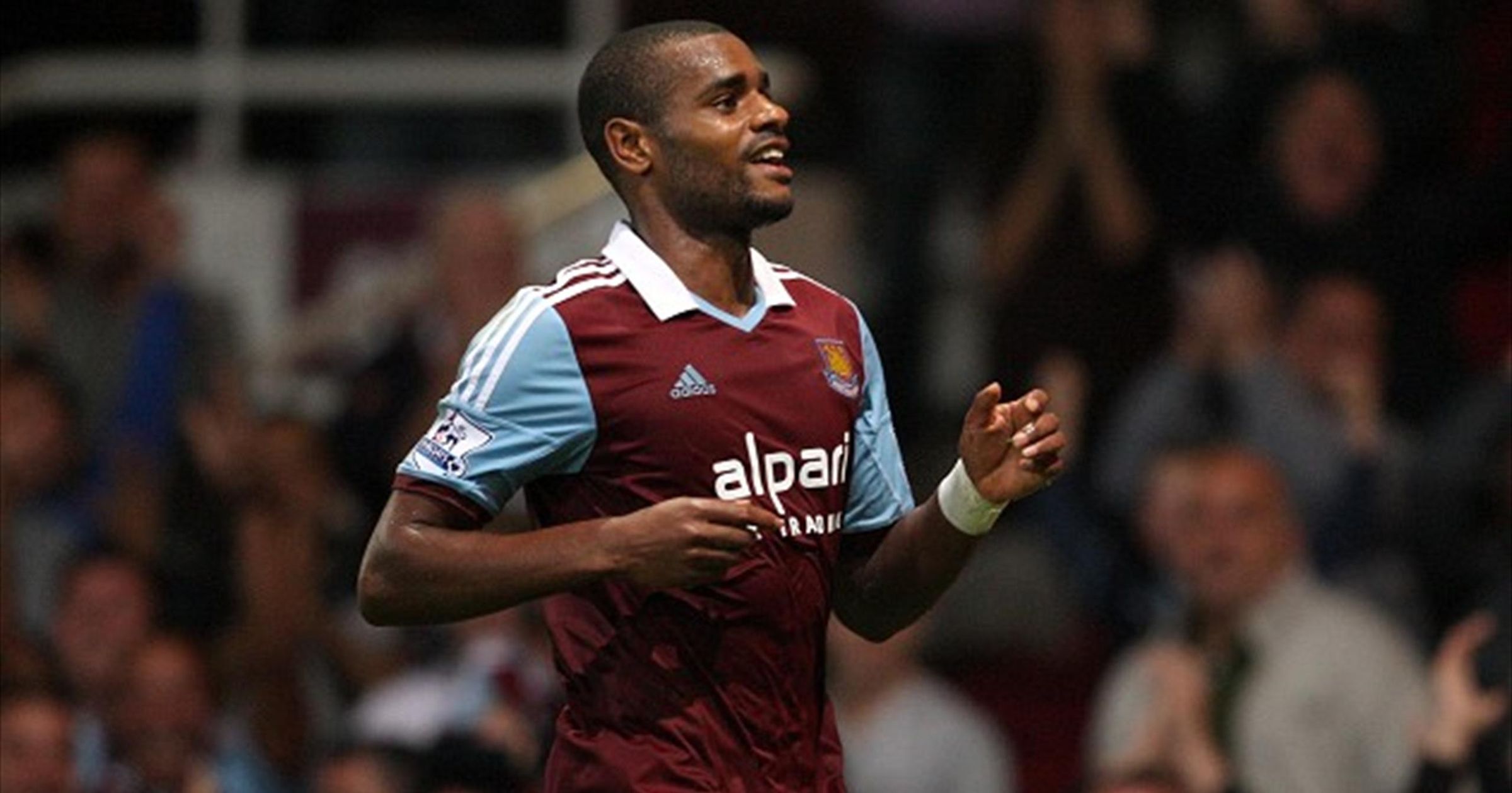 Ricardo Vaz Te leaves West Ham - TNT Sports