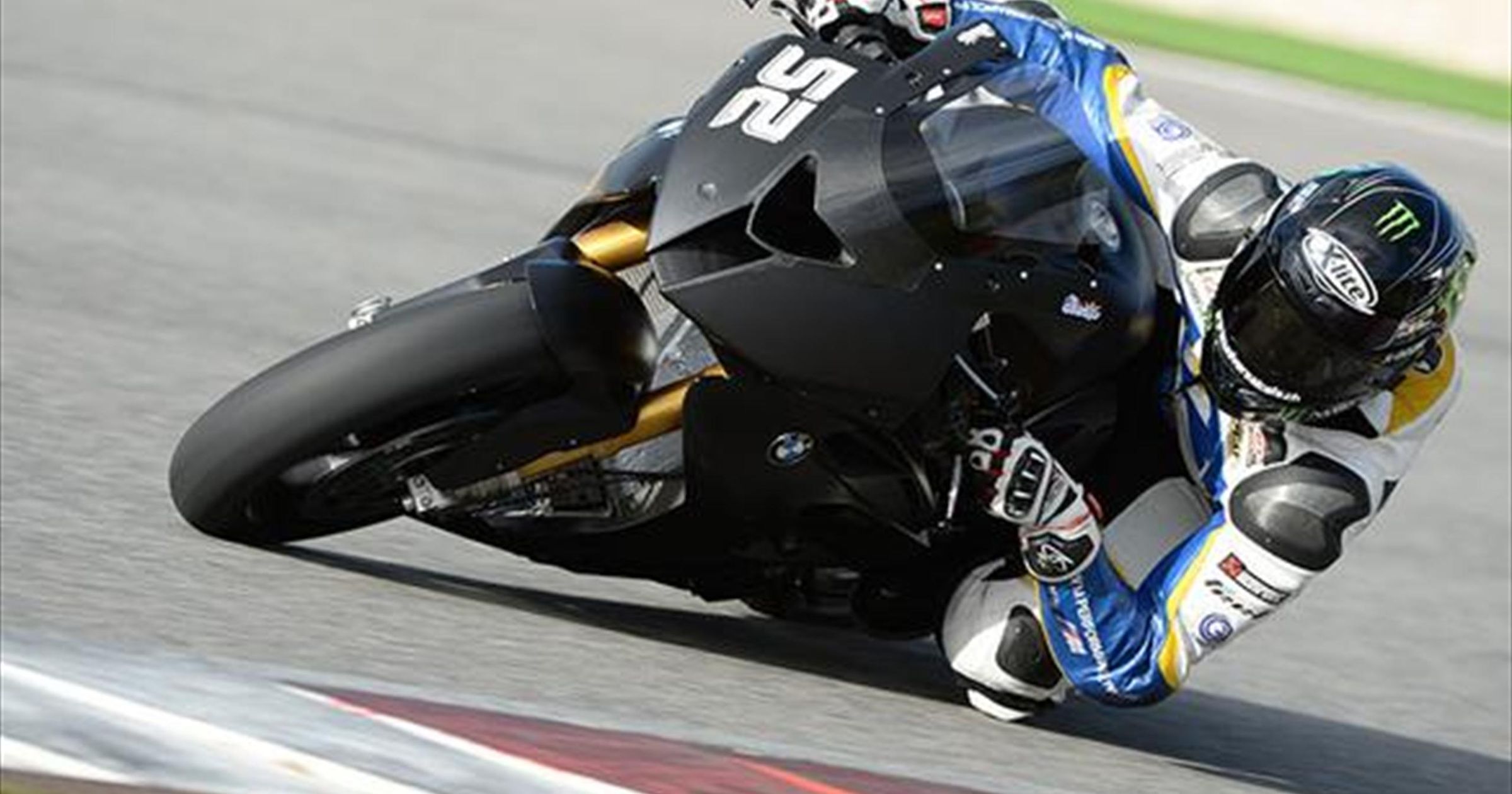 Phillip Island WSBK test: Barrier, Fabrizio taken to hospital - TNT Sports
