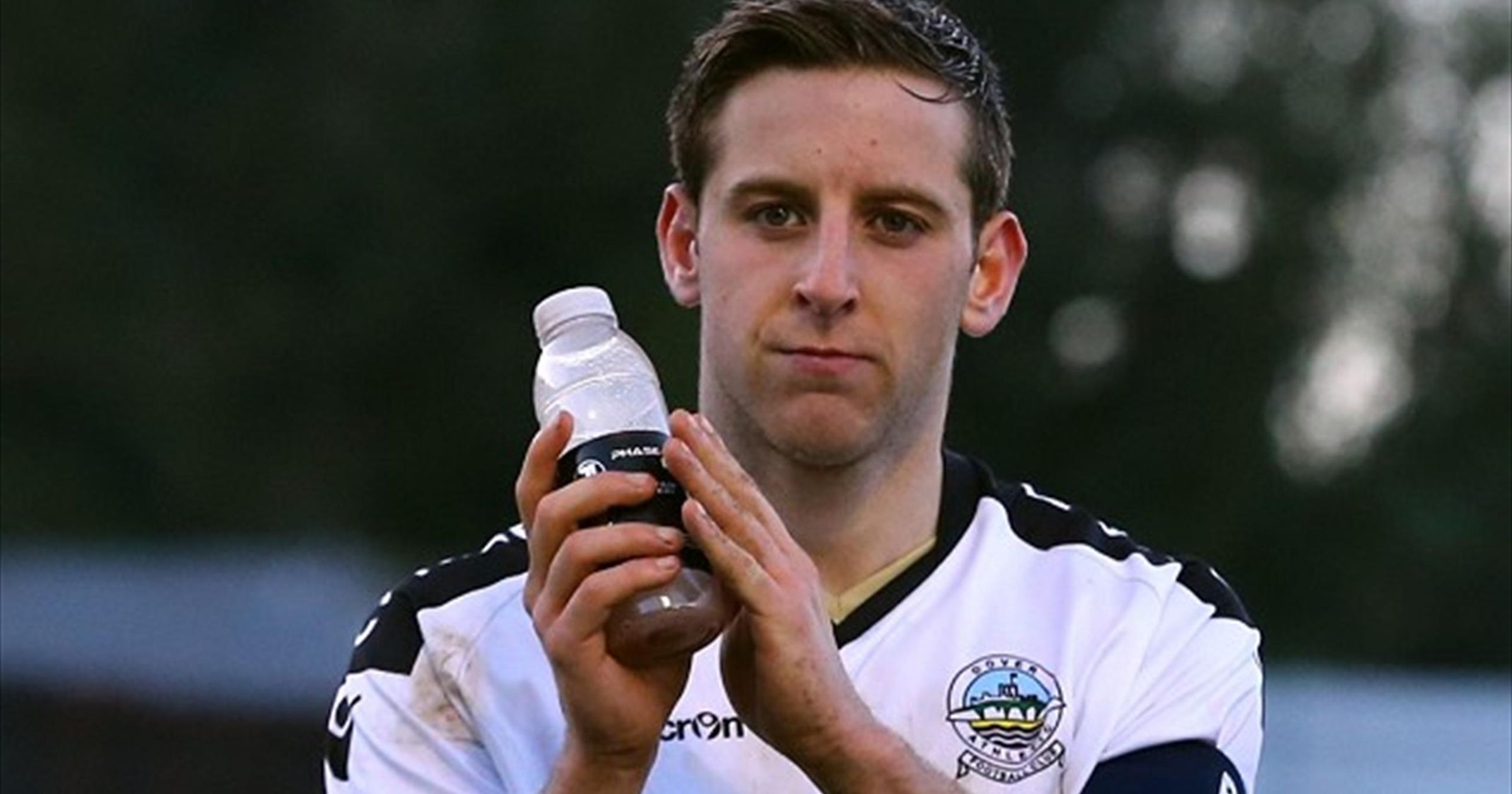 Essam completes Leyton Orient switch - TNT Sports