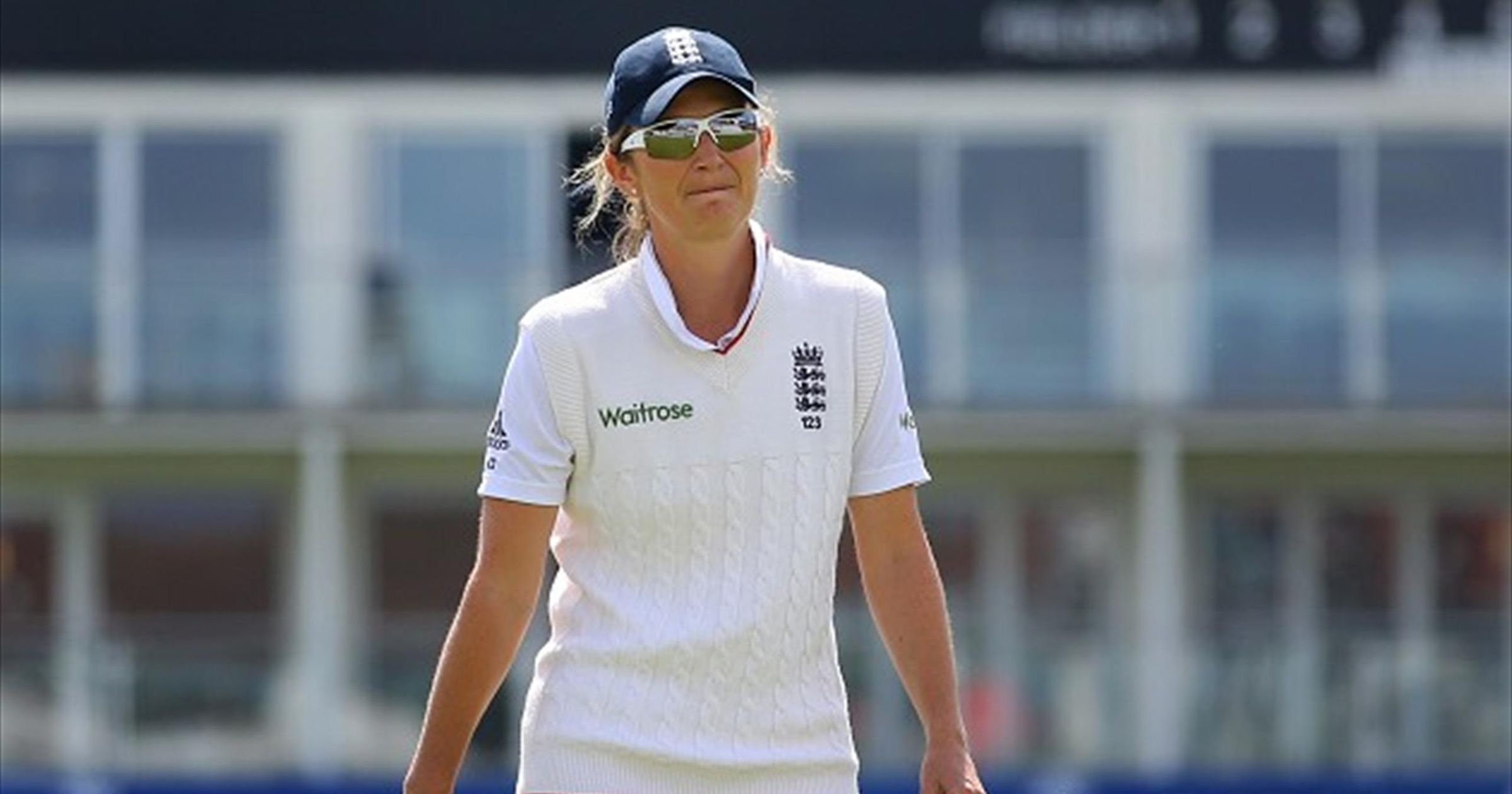 England cricket captain Edwards eager to save the Ashes - TNT Sports