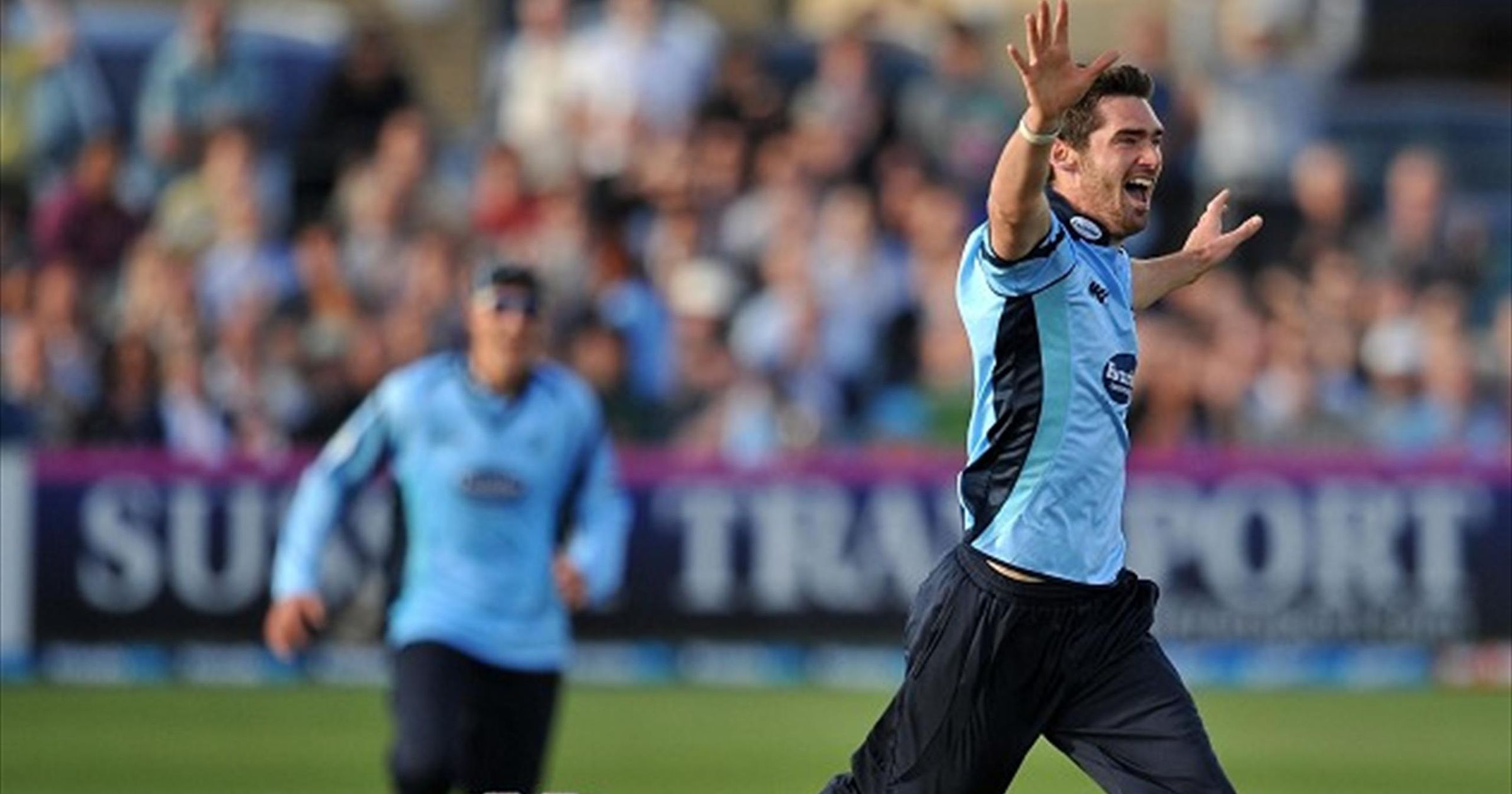 Chris Liddle, Ashar Zaidi and Steffan Piolet to leave Sussex - TNT Sports