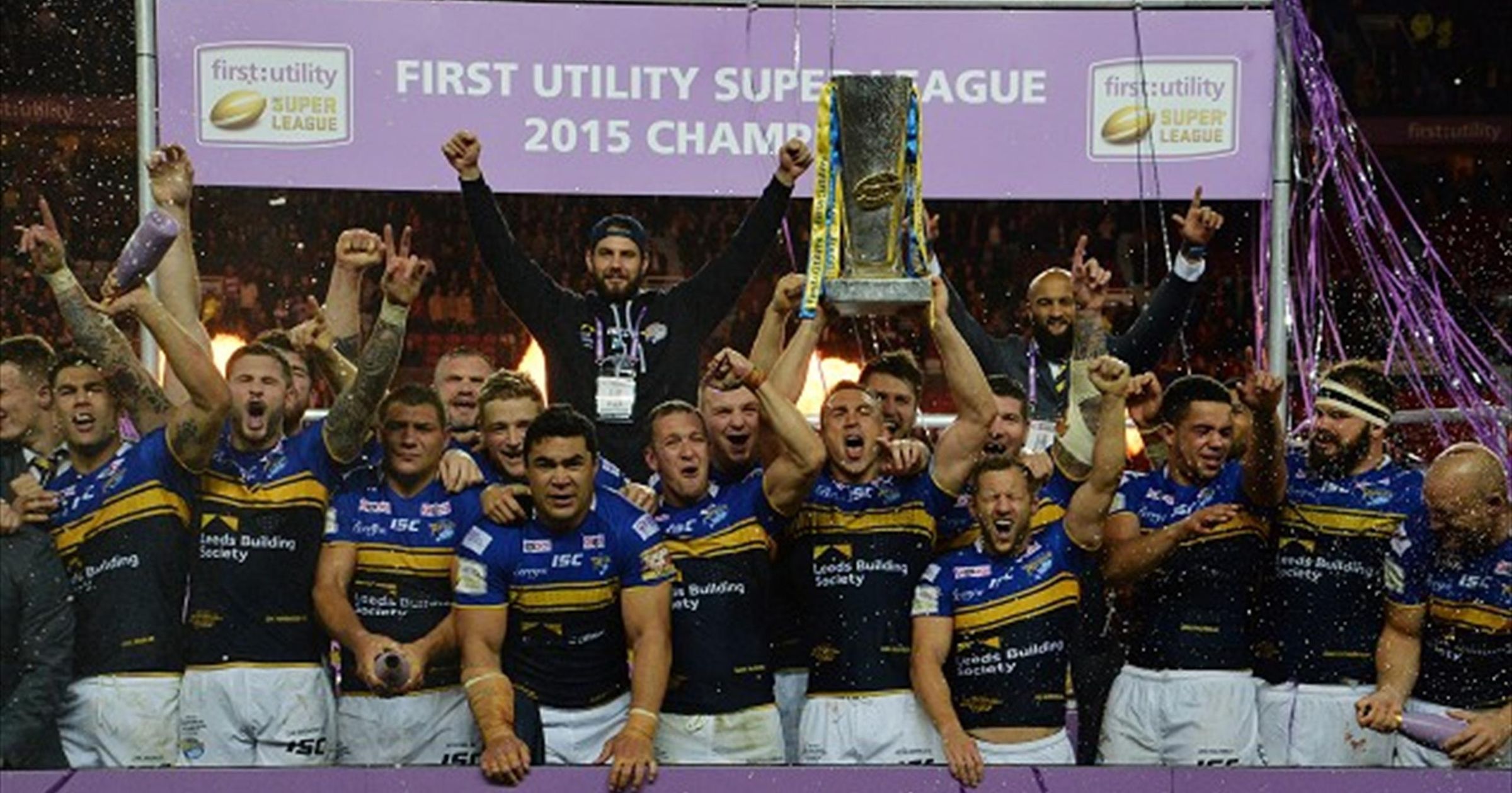 Treble-winning Leeds Rhinos to play North Queensland Cowboys - TNT Sports