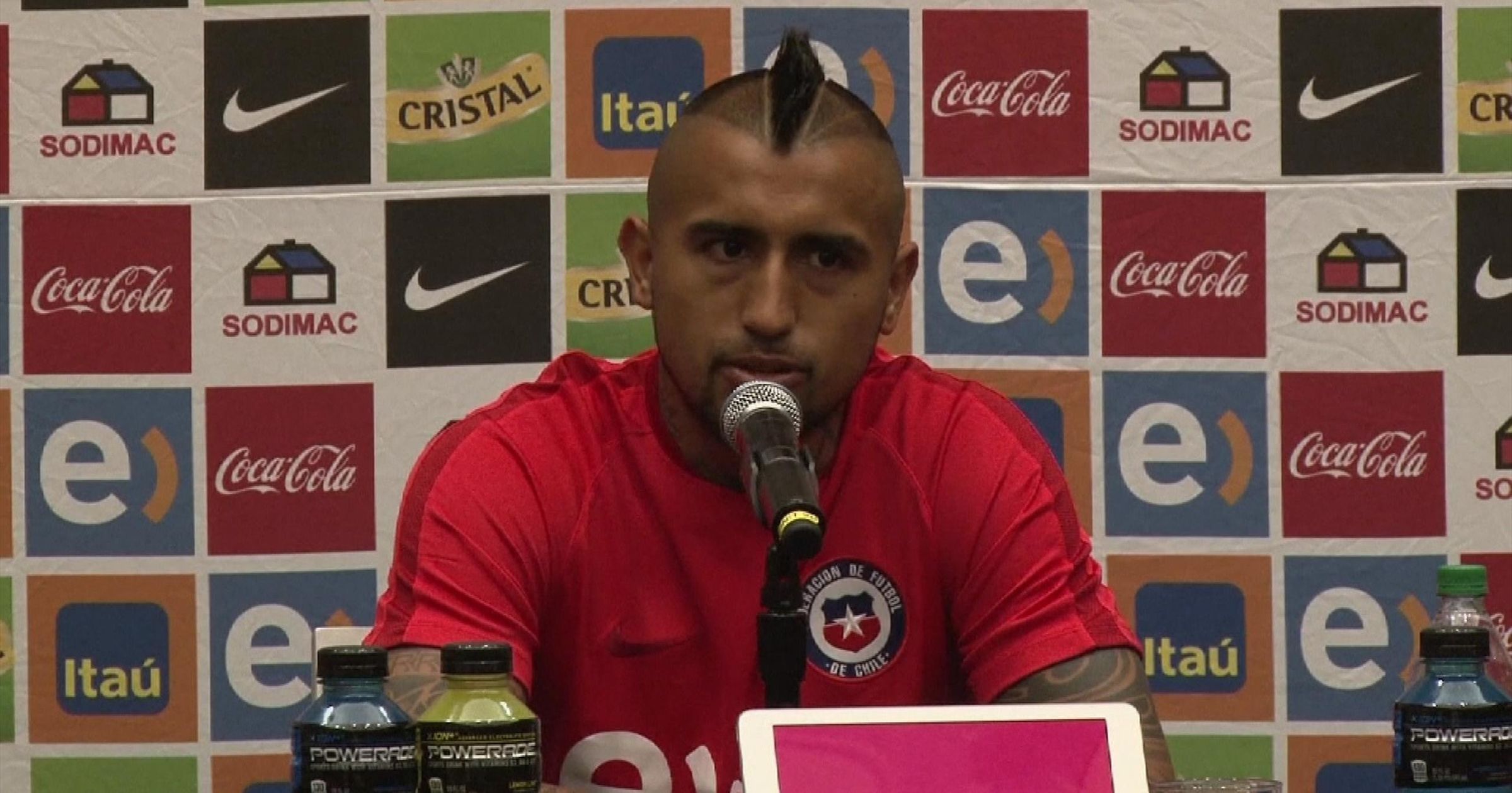 Arturo Vidal: Chile ready to surprise Argentina - Football video - TNT ...