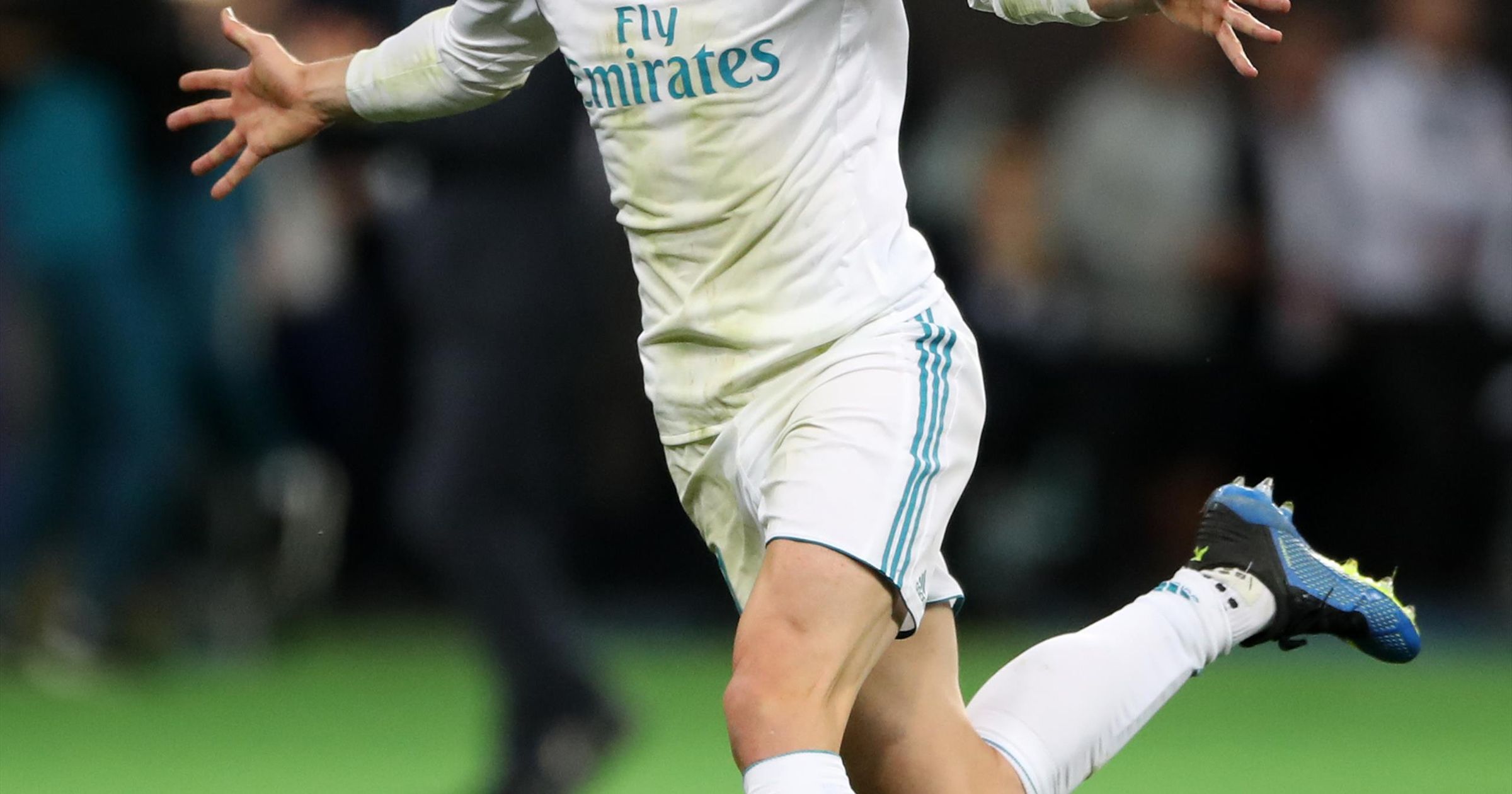 Gareth Bale hat-trick eases Real into Club World Cup final - TNT Sports