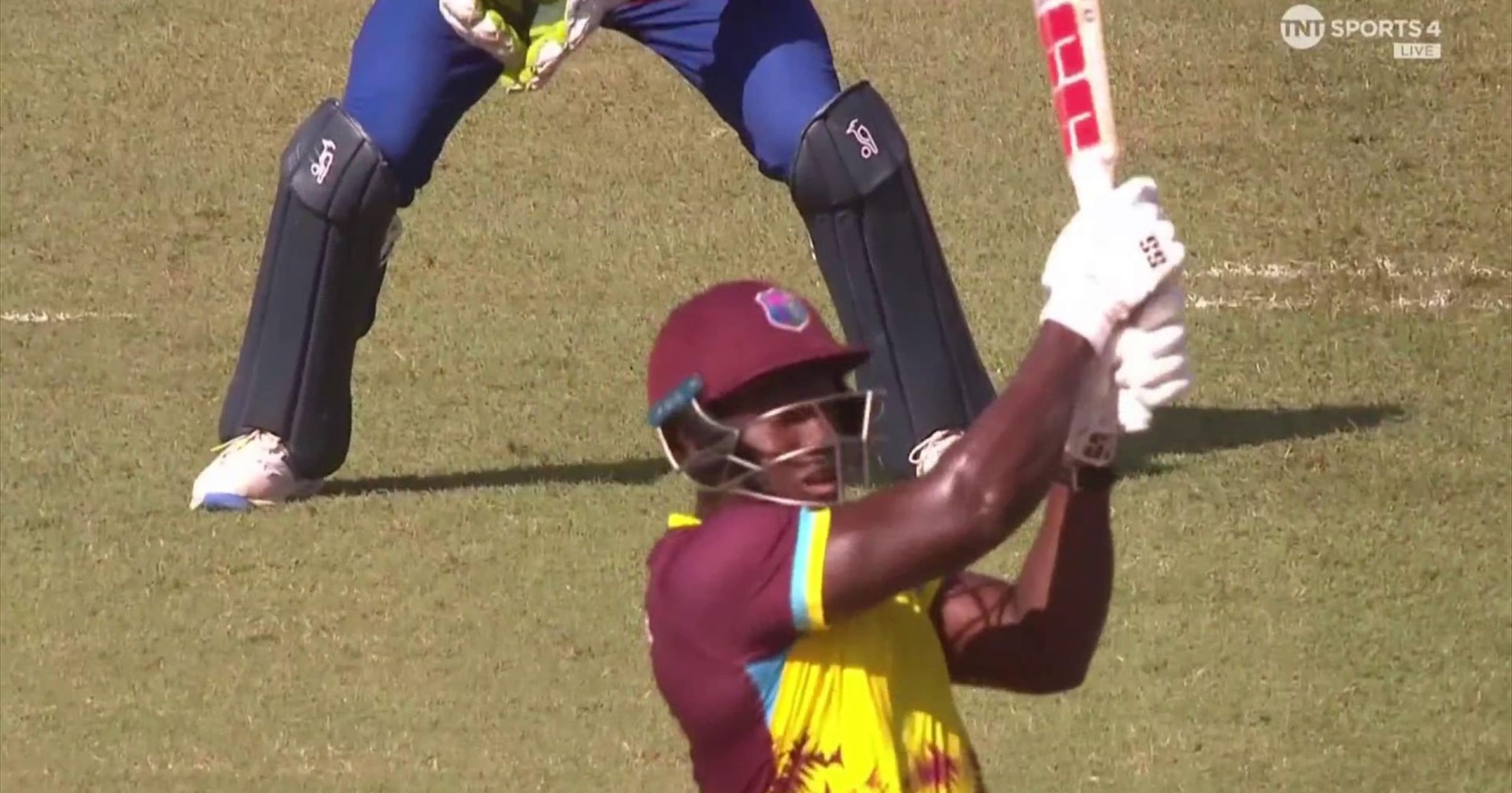 Stunning slap-shot, four sixes, 30 runs and RIDICULOUS catch - Crazy ...