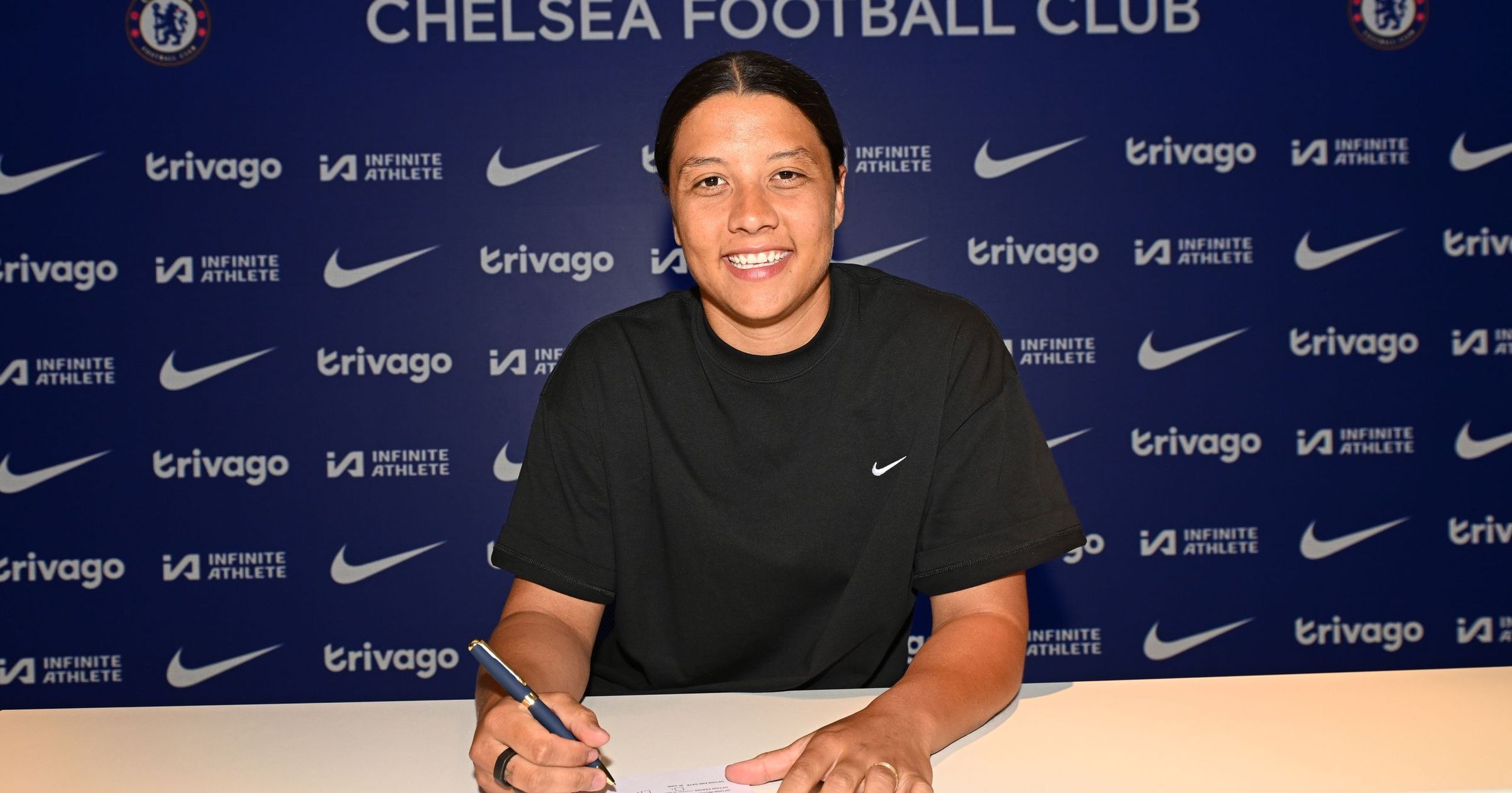 Sam Kerr: Chelsea striker signs new deal with WSL champions until 2026 ...