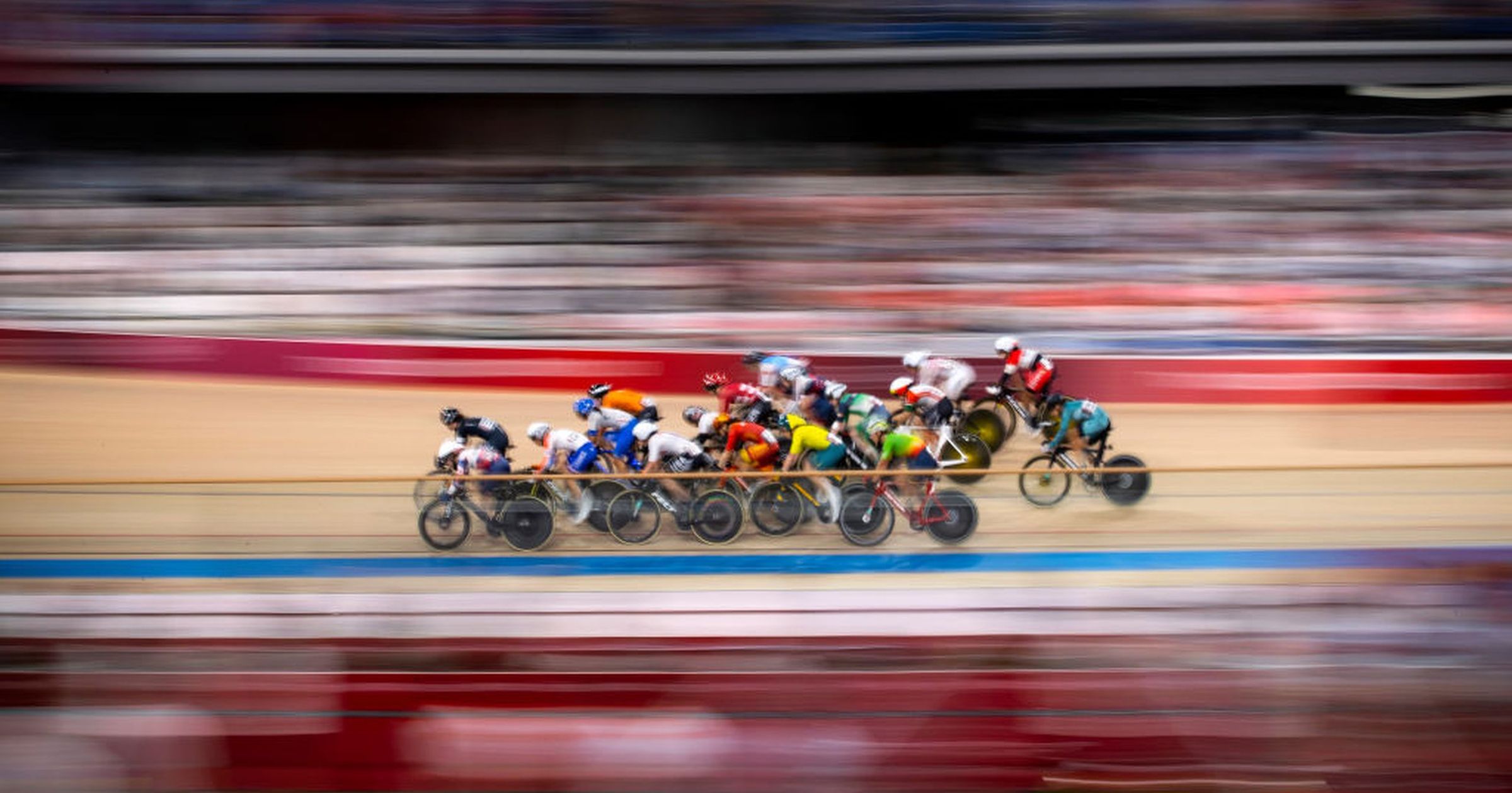 What is the omnium in track cycling at the Olympics? How do the points ...