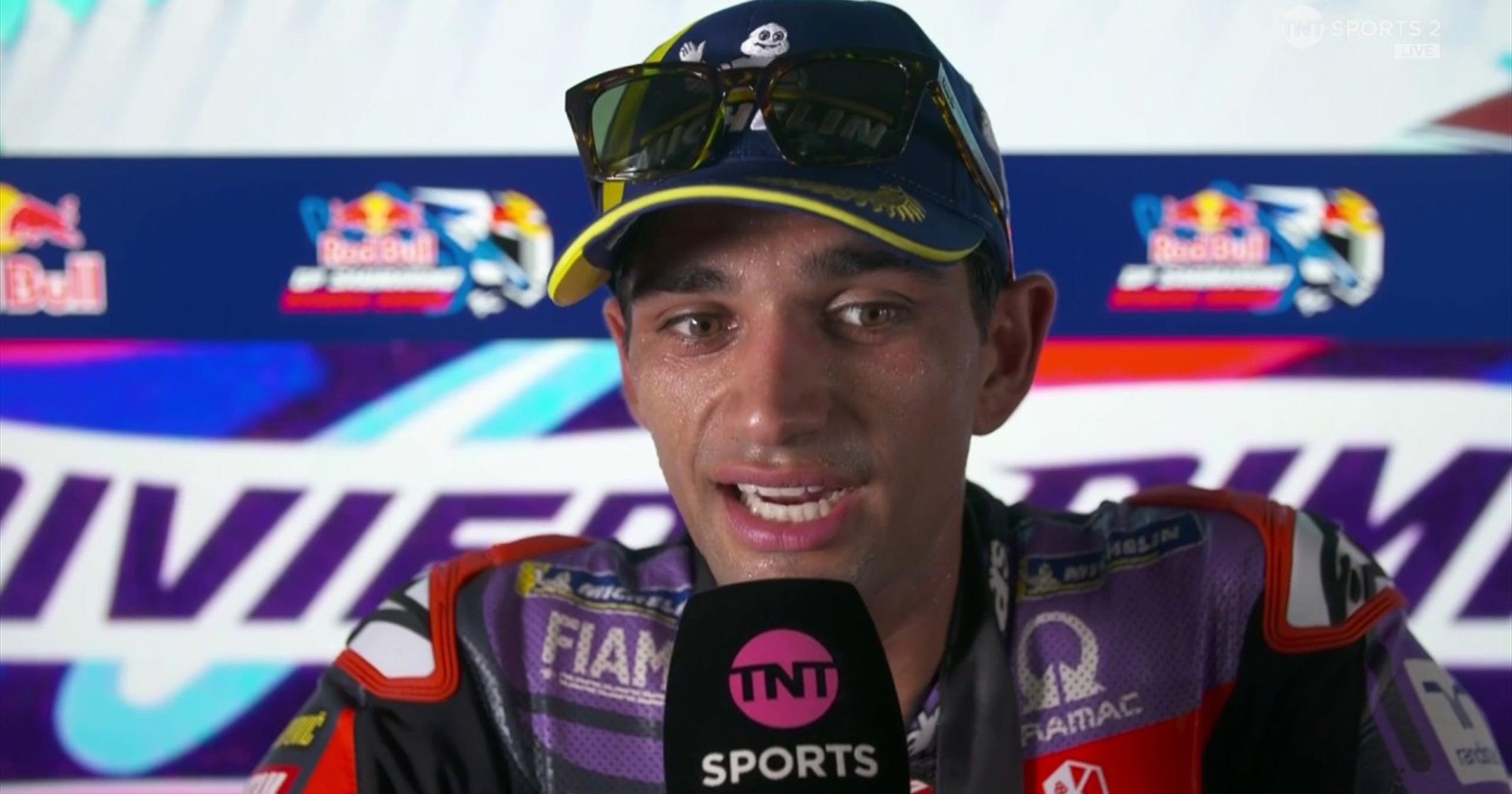 Jorge Martin ‘super happy’ to jump Francesco Bagnaia off line and hold ...