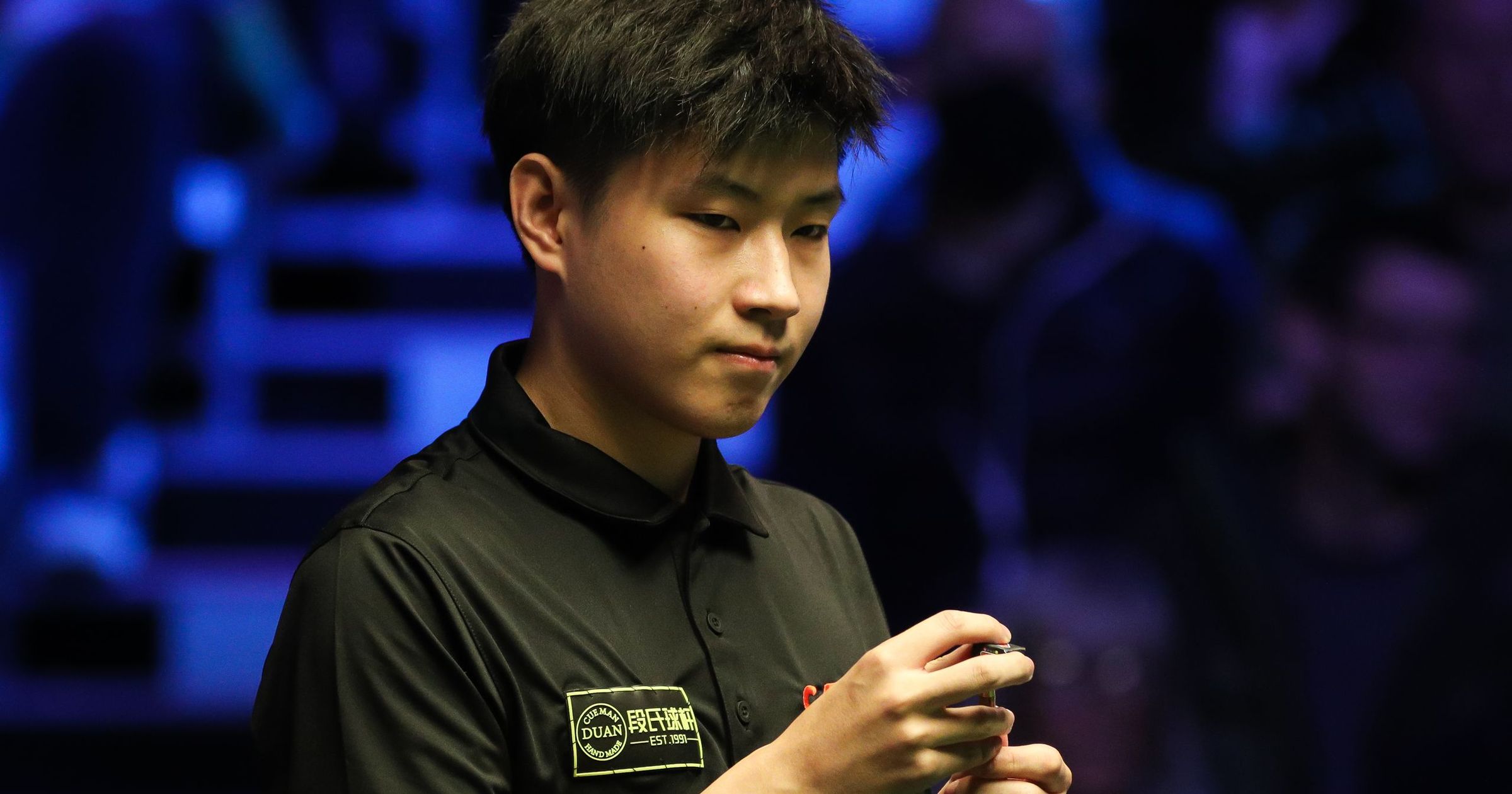 World Snooker Championship 2025: Zhao Xintong continues march towards ...