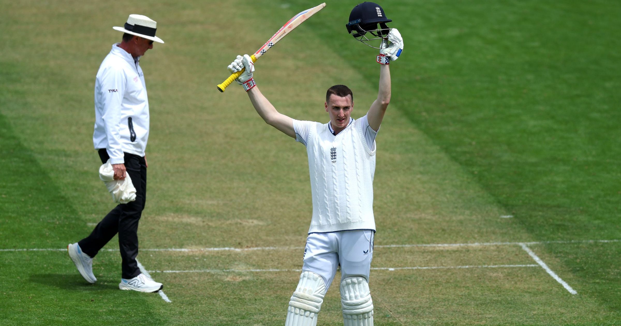 Alastair Cook and Phil Tufnell hail 'extraordinary' Harry Brook with ...