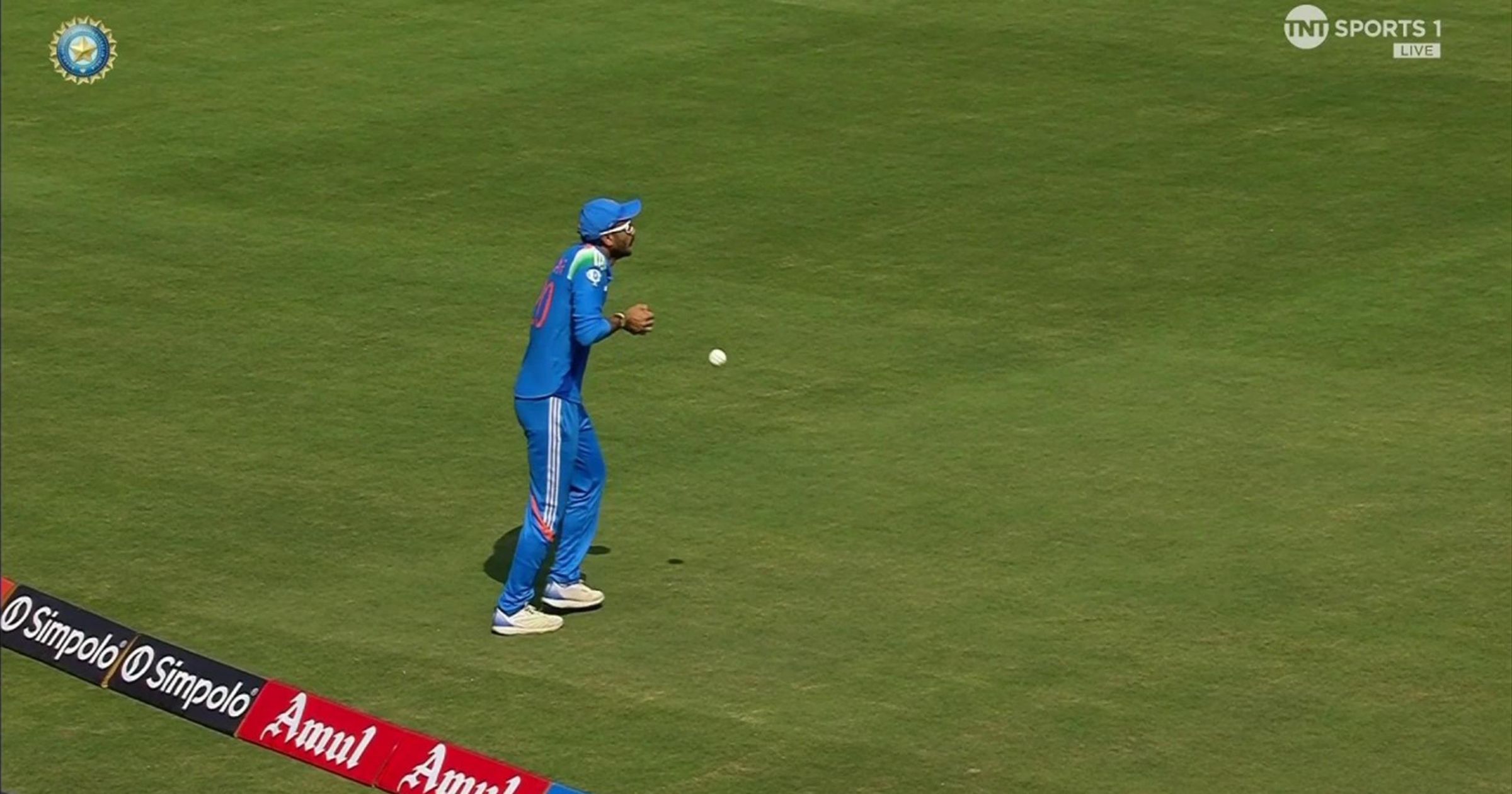 India v England: Axar Patel drops 'simple catch' to let Phil Salt off ...