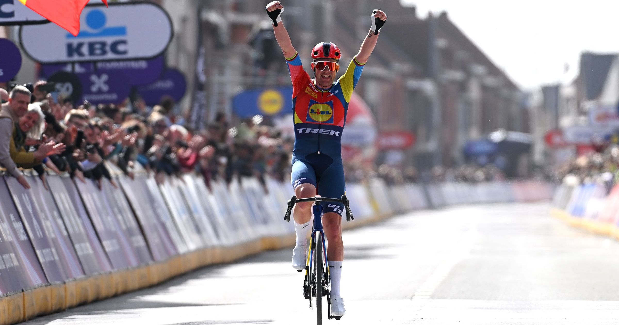 Mads Pedersen storms to dominant third Gent-Wevelgem crown and 50th pro ...